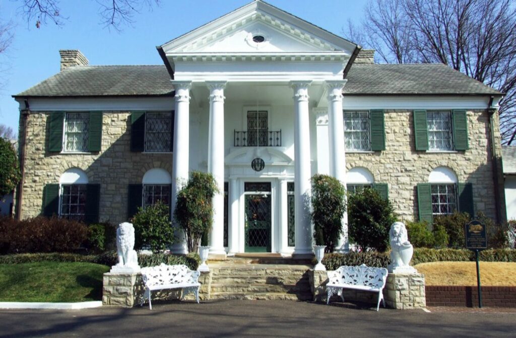 Opening the Gates of Elvis Presley’s Graceland Estate - Heartfelt History™