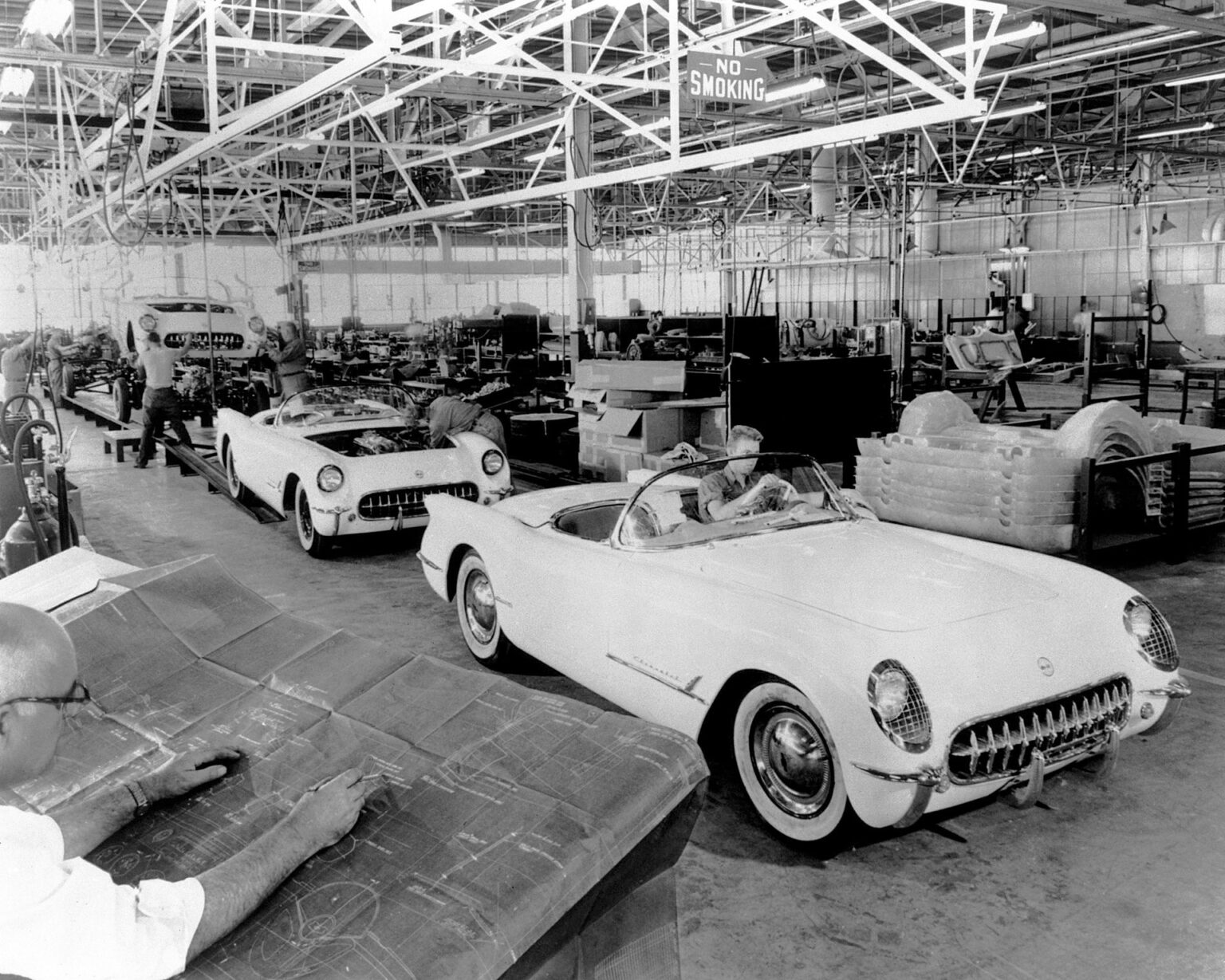 America’s Sports Car Emerges: The First Corvettes Exit the Assembly ...